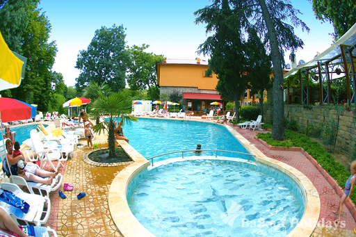 ESTREYA RESIDENCE ST. KONSTANTIN